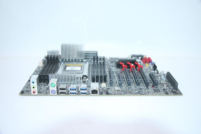 5B20X58762, Lenovo Motherboard for ThinkStation P620, supports AMD ...