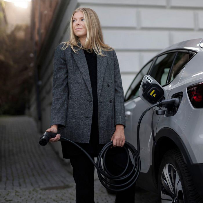 500910, DEFA eConnect Black M3T2 3P 32A 5M 22 kW | EET