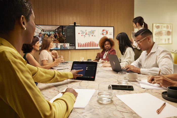 2200-87090-001, Poly Poly Studio E70 Smart Camera | EET